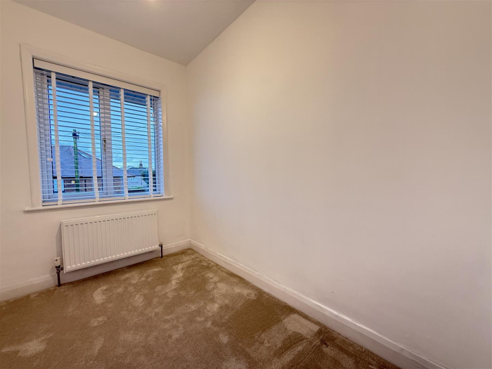 Property details - Green Park Road, Halifax, HX3 0SP | WS Residential